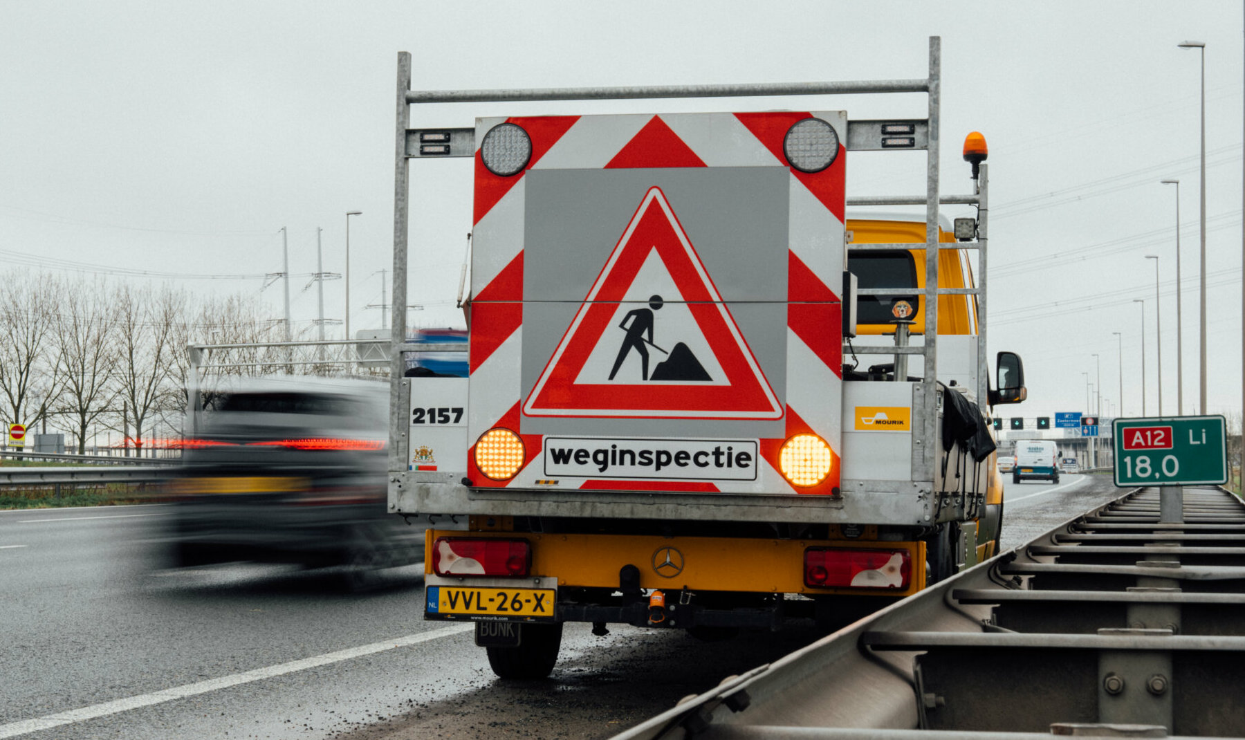 Bescherm wegwerkers met het digitaal zwaailicht